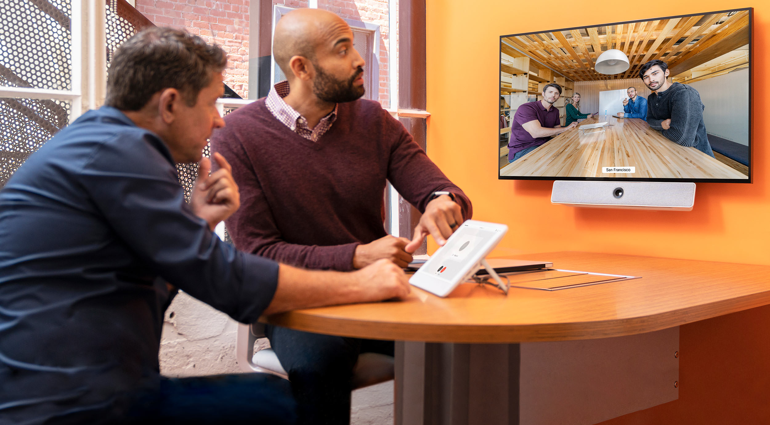 Cisco Meeting Room Endpoints for Video Conferencing Cisco Meeting Room Endpoints for Video Conferencing
